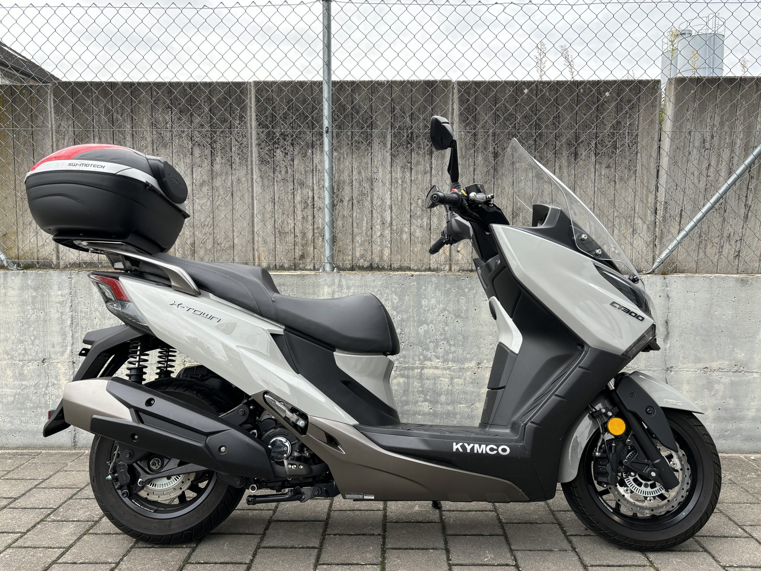 Kymco X-Town CT 300 - Motorradzentrum Freiburg - Gebrauchtmotorräder